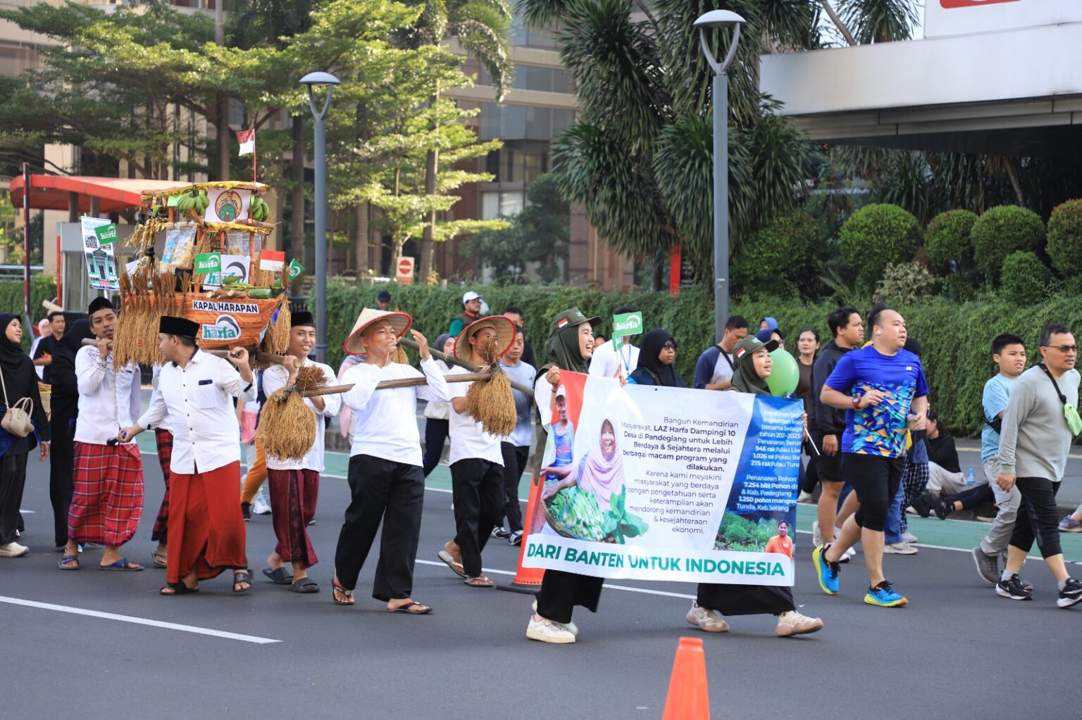 LAZ Harfa Ramaikan ZaWa Funwalk Yang Diadakan Oleh Kemenag RI Di ...